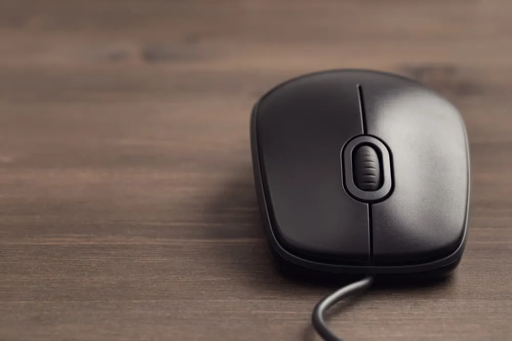 Mouse Disconnects When Lifted (8 Causes, Fixes)