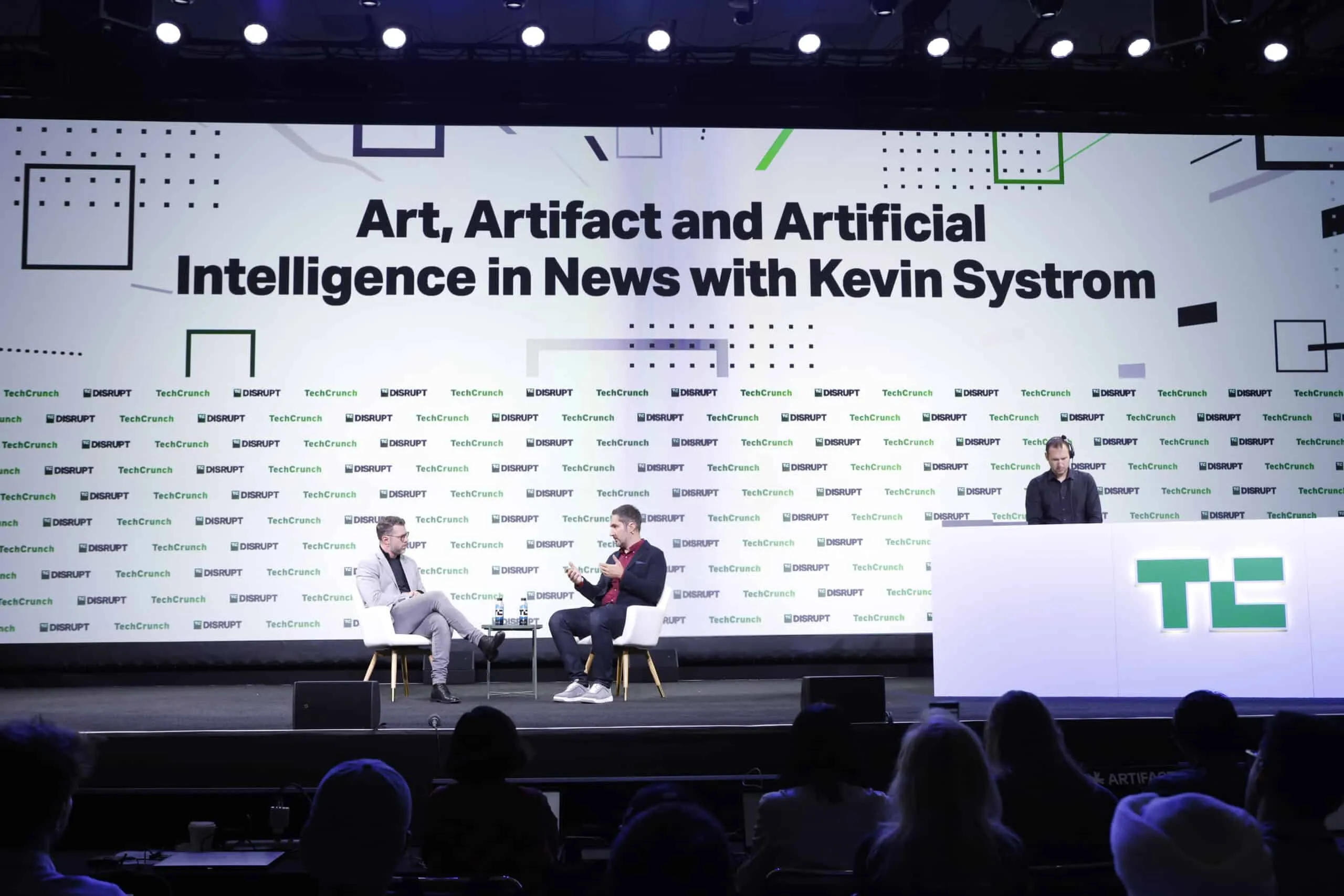 News Aggregator And Social Media Site Artifact Closes Doors